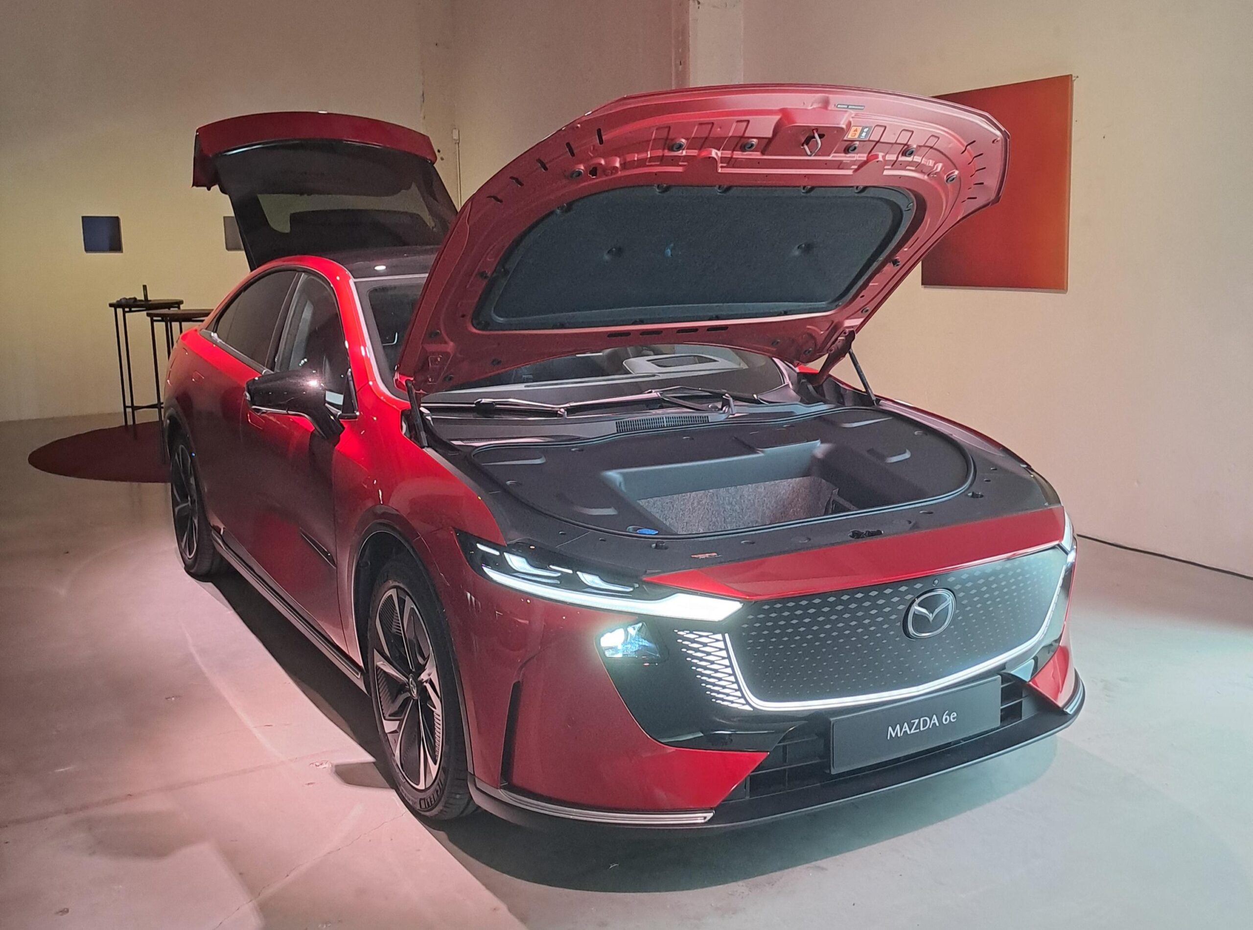 Mazda 6e stelt zijn interieur open tijdens Mazda Experience Days ...